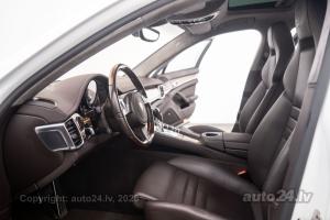 White Porsche Panamera 2013 in Tallinn, with an engine capacity of 3.00 L and mileage of 140 thousand km for 29999 €, photo 10 on AUTOMOTO.COM.LV
