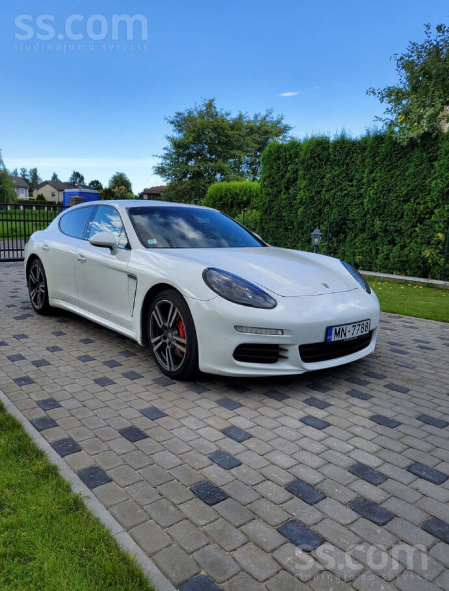 Balts Porsche Panamera 2014 Rīga, ar dzinēja tilpumu 3.60 L un nobraukumu 85 tūkst. km par 21000 €, foto 3 vietnē AUTOMOTO.COM.LV
