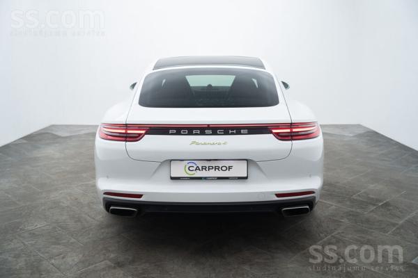 White Porsche Panamera 2017 in Tallinn, with an engine capacity of 3.00 L and mileage of 117 thousand km for 46899 €, photo 5 on AUTOMOTO.COM.LV