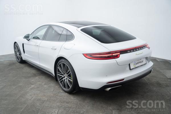 White Porsche Panamera 2017 in Tallinn, with an engine capacity of 3.00 L and mileage of 117 thousand km for 46899 €, photo 6 on AUTOMOTO.COM.LV