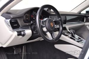 White Porsche Panamera 2017 in Tallinn, with an engine capacity of 4.00 L and mileage of 44 thousand km for 59900 €, photo 14 on AUTOMOTO.COM.LV