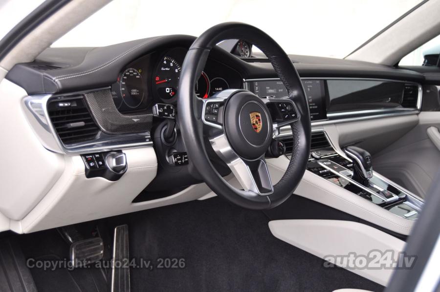 White Porsche Panamera 2017 in Tallinn, with an engine capacity of 4.00 L and mileage of 44 thousand km for 59900 €, photo 14 on AUTOMOTO.COM.LV