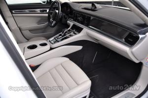 White Porsche Panamera 2017 in Tallinn, with an engine capacity of 4.00 L and mileage of 44 thousand km for 59900 €, photo 19 on AUTOMOTO.COM.LV