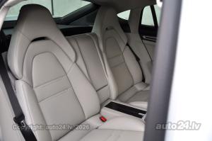 White Porsche Panamera 2017 in Tallinn, with an engine capacity of 4.00 L and mileage of 44 thousand km for 59900 €, photo 23 on AUTOMOTO.COM.LV