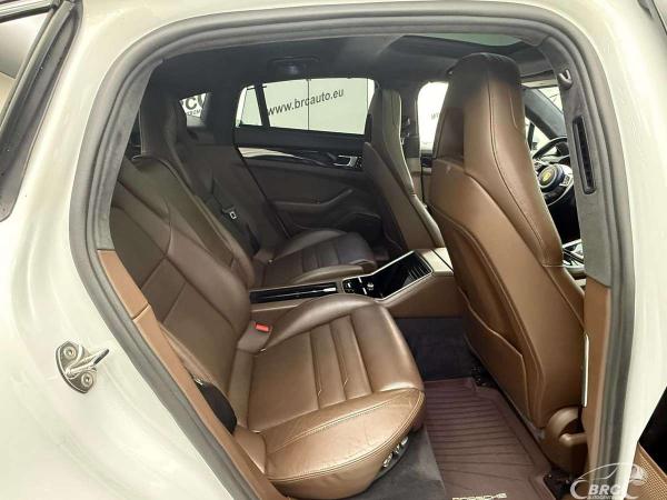 Balts Porsche Panamera 2018 Viļņa, ar dzinēja tilpumu 4.00 L un nobraukumu 168 tūkst. km par 54900 €, foto 10 vietnē AUTOMOTO.COM.LV