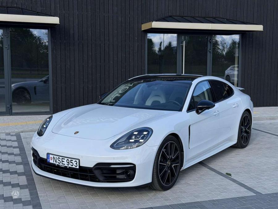 White Porsche Panamera 2021 in Siauliai, with an engine capacity of 0.00 L and mileage of 29 thousand km for 60500 €, photo 1 on AUTOMOTO.COM.LV
