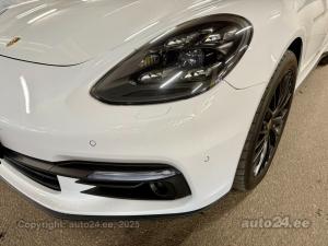 White Porsche Panamera 2018 in Tallinn, with an engine capacity of 2.90 L and mileage of 128 thousand km for 46995 €, photo 25 on AUTOMOTO.COM.LV