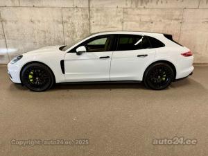 White Porsche Panamera 2018 in Tallinn, with an engine capacity of 2.90 L and mileage of 128 thousand km for 46995 €, photo 26 on AUTOMOTO.COM.LV