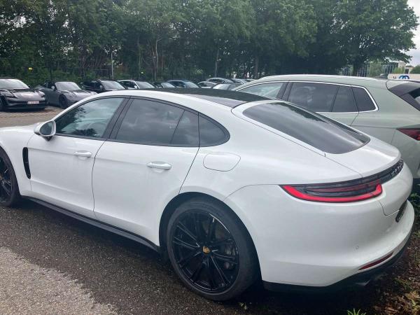 Balts Porsche Panamera 2018 Raseiniai, ar dzinēja tilpumu 3.00 L un nobraukumu 103 tūkst. km par 29900 €, foto 5 vietnē AUTOMOTO.COM.LV