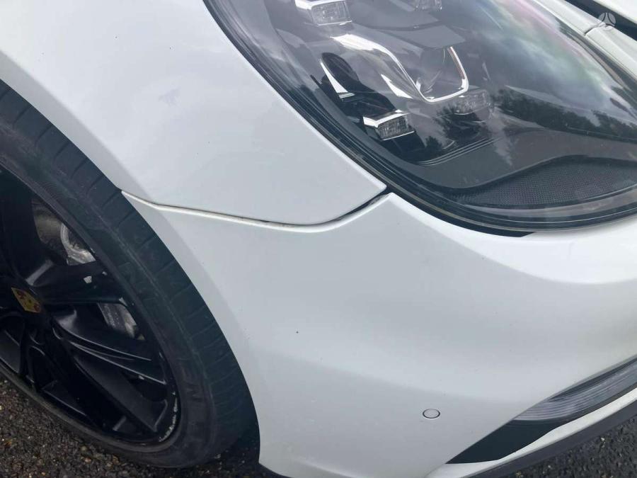 Balts Porsche Panamera 2018 Raseiniai, ar dzinēja tilpumu 3.00 L un nobraukumu 103 tūkst. km par 29900 €, foto 9 vietnē AUTOMOTO.COM.LV