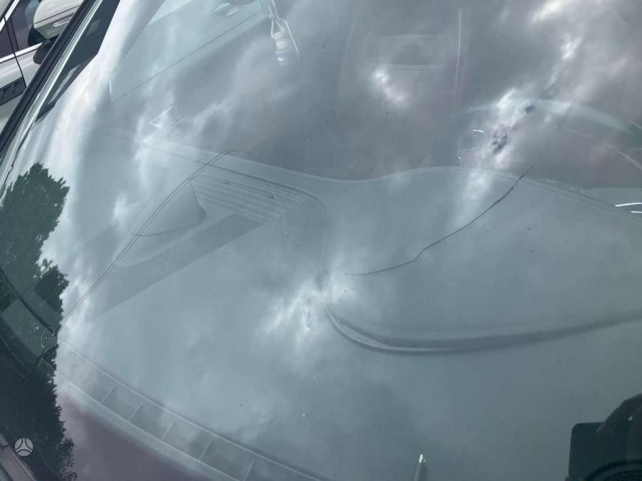 Balts Porsche Panamera 2018 Raseiniai, ar dzinēja tilpumu 3.00 L un nobraukumu 103 tūkst. km par 29900 €, foto 30 vietnē AUTOMOTO.COM.LV