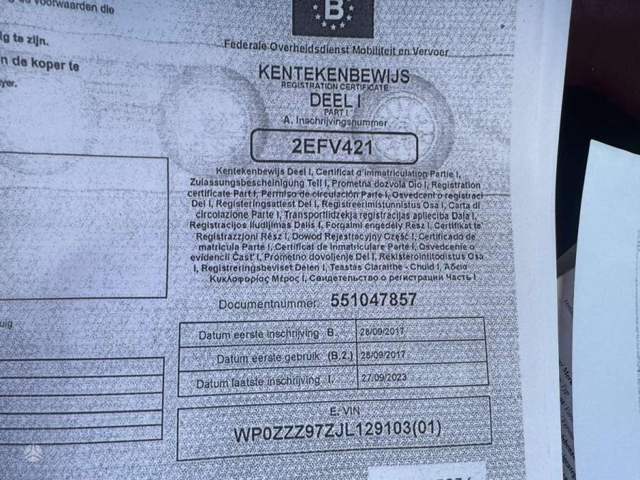 Balts Porsche Panamera 2018 Raseiniai, ar dzinēja tilpumu 3.00 L un nobraukumu 103 tūkst. km par 29900 €, foto 34 vietnē AUTOMOTO.COM.LV
