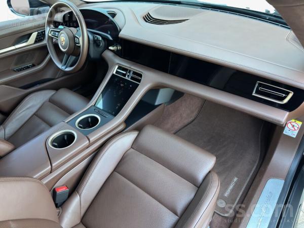Black Porsche Taycan 2020 in Riga, with an engine capacity of 0.00 L and mileage of 49 thousand km for 72900 €, photo 5 on AUTOMOTO.COM.LV