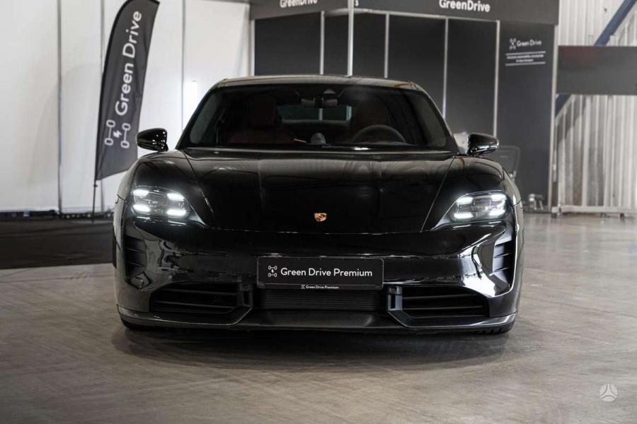 Melns Porsche Taycan 2020 Viļņa, ar dzinēja tilpumu 0.00 L un nobraukumu 98 tūkst. km par 54990 €, foto 6 vietnē AUTOMOTO.COM.LV