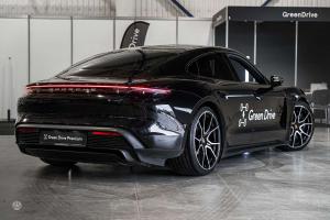 Melns Porsche Taycan 2020 Viļņa, ar dzinēja tilpumu 0.00 L un nobraukumu 98 tūkst. km par 54990 €, foto 9 vietnē AUTOMOTO.COM.LV