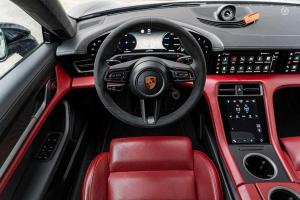 Melns Porsche Taycan 2020 Viļņa, ar dzinēja tilpumu 0.00 L un nobraukumu 98 tūkst. km par 54990 €, foto 21 vietnē AUTOMOTO.COM.LV