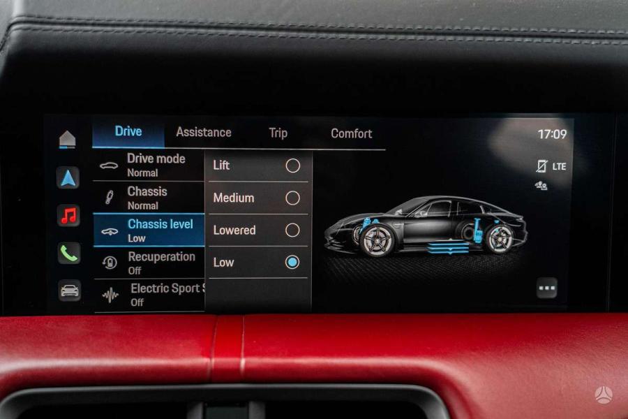 Melns Porsche Taycan 2020 Viļņa, ar dzinēja tilpumu 0.00 L un nobraukumu 98 tūkst. km par 54990 €, foto 37 vietnē AUTOMOTO.COM.LV