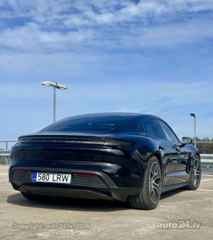 Melns Porsche Taycan 2021 Tallina, ar dzinēja tilpumu 0.00 L un nobraukumu 122 tūkst. km par 57900 €, foto 8 vietnē AUTOMOTO.COM.LV