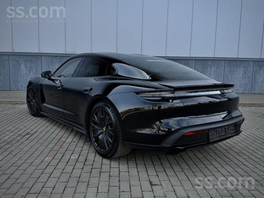 Melns Porsche Taycan 2022 Rīga, ar dzinēja tilpumu 0.00 L un nobraukumu 75 tūkst. km par 63400 €, foto 4 vietnē AUTOMOTO.COM.LV