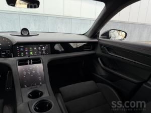 Melns Porsche Taycan 2022 Rīga, ar dzinēja tilpumu 0.00 L un nobraukumu 75 tūkst. km par 63400 €, foto 13 vietnē AUTOMOTO.COM.LV