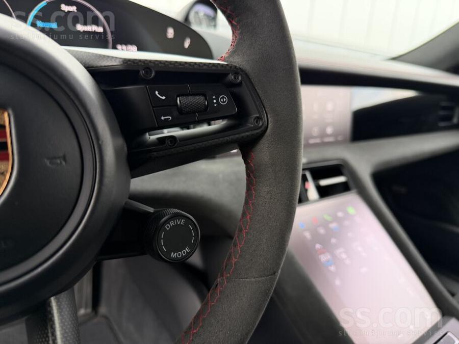 Melns Porsche Taycan 2022 Rīga, ar dzinēja tilpumu 0.00 L un nobraukumu 75 tūkst. km par 63400 €, foto 18 vietnē AUTOMOTO.COM.LV