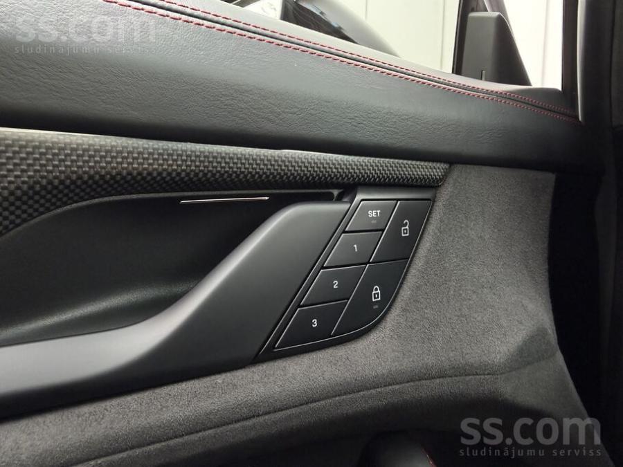 Melns Porsche Taycan 2022 Rīga, ar dzinēja tilpumu 0.00 L un nobraukumu 75 tūkst. km par 63400 €, foto 19 vietnē AUTOMOTO.COM.LV