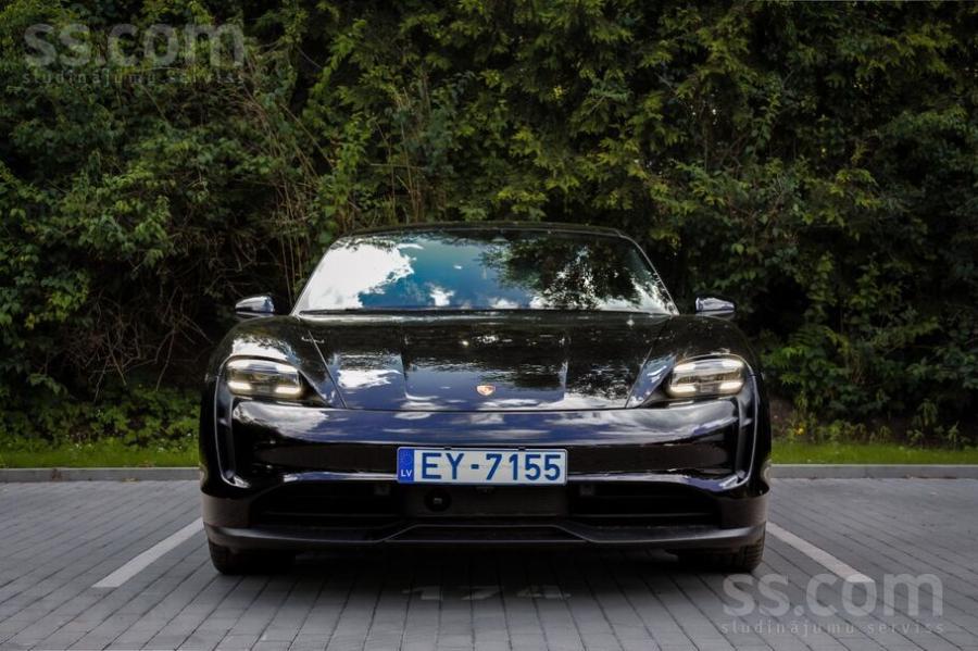 Melns Porsche Taycan 2022 Rīga, ar dzinēja tilpumu 0.00 L un nobraukumu 81 tūkst. km par 64000 €, foto 3 vietnē AUTOMOTO.COM.LV