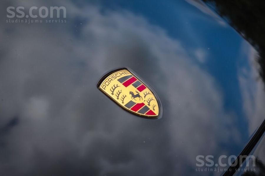 Melns Porsche Taycan 2022 Rīga, ar dzinēja tilpumu 0.00 L un nobraukumu 81 tūkst. km par 64000 €, foto 17 vietnē AUTOMOTO.COM.LV