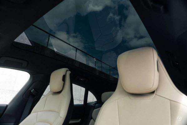 Melns Porsche Taycan 2023 Viļņa, ar dzinēja tilpumu 0.00 L un nobraukumu 34 tūkst. km par 67900 €, foto 10 vietnē AUTOMOTO.COM.LV