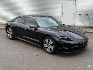 Black Porsche Taycan 2023 in Vilnius, with an engine capacity of 0.00 L and mileage of 57 thousand km for 62890 €, photo 3 on AUTOMOTO.COM.LV