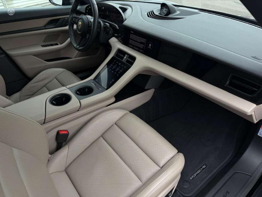Black Porsche Taycan 2023 in Vilnius, with an engine capacity of 0.00 L and mileage of 57 thousand km for 62890 €, photo 9 on AUTOMOTO.COM.LV