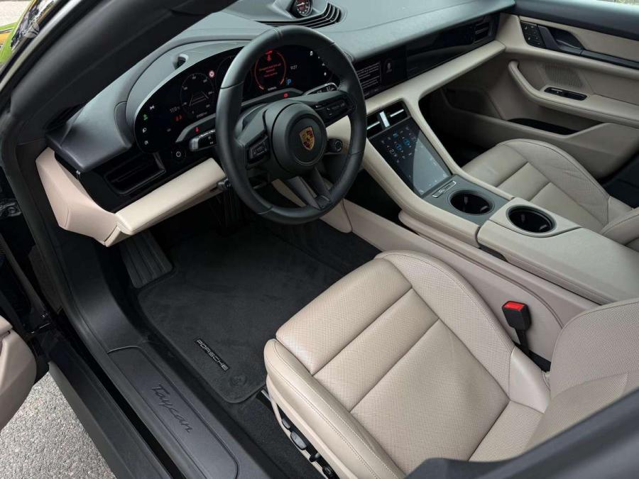 Black Porsche Taycan 2023 in Vilnius, with an engine capacity of 0.00 L and mileage of 57 thousand km for 62890 €, photo 13 on AUTOMOTO.COM.LV
