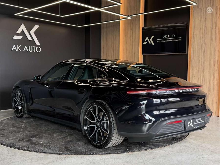 Черный Порше Тайкан 2023 в Каунас, объемом двигателя 0.00 л и пробегом 50 тыс. км за 56990 €, фото 9 на AUTOMOTO.COM.LV
