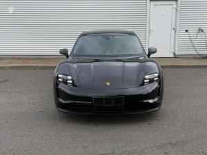 Black Porsche Taycan 2023 in Vilnius, with an engine capacity of 0.00 L and mileage of 57 thousand km for 62900 €, photo 6 on AUTOMOTO.COM.LV