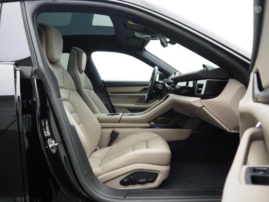 Melns Porsche Taycan 2023 Viļņa, ar dzinēja tilpumu 0.00 L un nobraukumu 59 tūkst. km par 62500 €, foto 12 vietnē AUTOMOTO.COM.LV