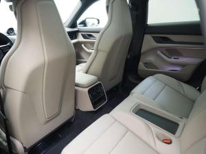 Melns Porsche Taycan 2023 Viļņa, ar dzinēja tilpumu 0.00 L un nobraukumu 59 tūkst. km par 62500 €, foto 18 vietnē AUTOMOTO.COM.LV