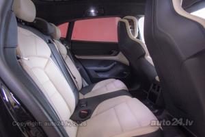 Melns Porsche Taycan 2021 Tallina, ar dzinēja tilpumu 0.00 L un nobraukumu 48 tūkst. km par 79800 €, foto 10 vietnē AUTOMOTO.COM.LV