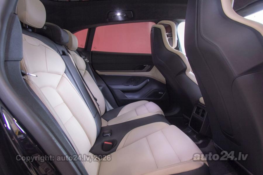 Melns Porsche Taycan 2021 Tallina, ar dzinēja tilpumu 0.00 L un nobraukumu 48 tūkst. km par 79800 €, foto 10 vietnē AUTOMOTO.COM.LV