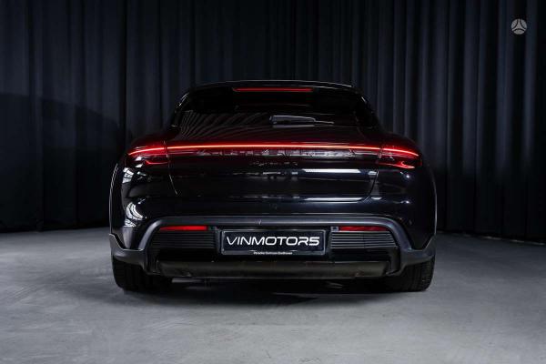 Black Porsche Taycan 2021 in Vilnius, with an engine capacity of 0.00 L and mileage of 84 thousand km for 64999 €, photo 5 on AUTOMOTO.COM.LV