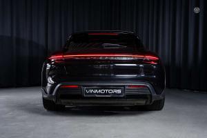 Melns Porsche Taycan 2021 Viļņa, ar dzinēja tilpumu 0.00 L un nobraukumu 84 tūkst. km par 64999 €, foto 6 vietnē AUTOMOTO.COM.LV