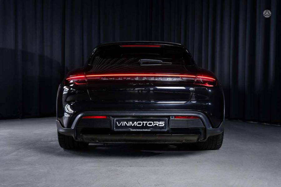 Melns Porsche Taycan 2021 Viļņa, ar dzinēja tilpumu 0.00 L un nobraukumu 84 tūkst. km par 64999 €, foto 6 vietnē AUTOMOTO.COM.LV