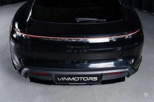 Melns Porsche Taycan 2021 Viļņa, ar dzinēja tilpumu 0.00 L un nobraukumu 84 tūkst. km par 64999 €, foto 14 vietnē AUTOMOTO.COM.LV