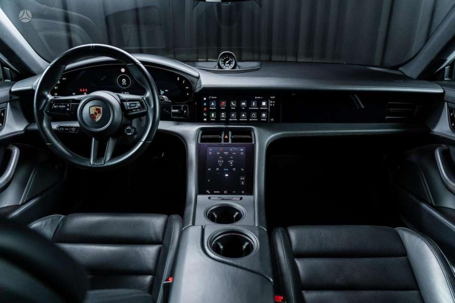 Melns Porsche Taycan 2021 Viļņa, ar dzinēja tilpumu 0.00 L un nobraukumu 84 tūkst. km par 64999 €, foto 23 vietnē AUTOMOTO.COM.LV