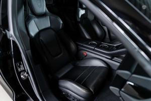 Melns Porsche Taycan 2021 Viļņa, ar dzinēja tilpumu 0.00 L un nobraukumu 84 tūkst. km par 64999 €, foto 30 vietnē AUTOMOTO.COM.LV