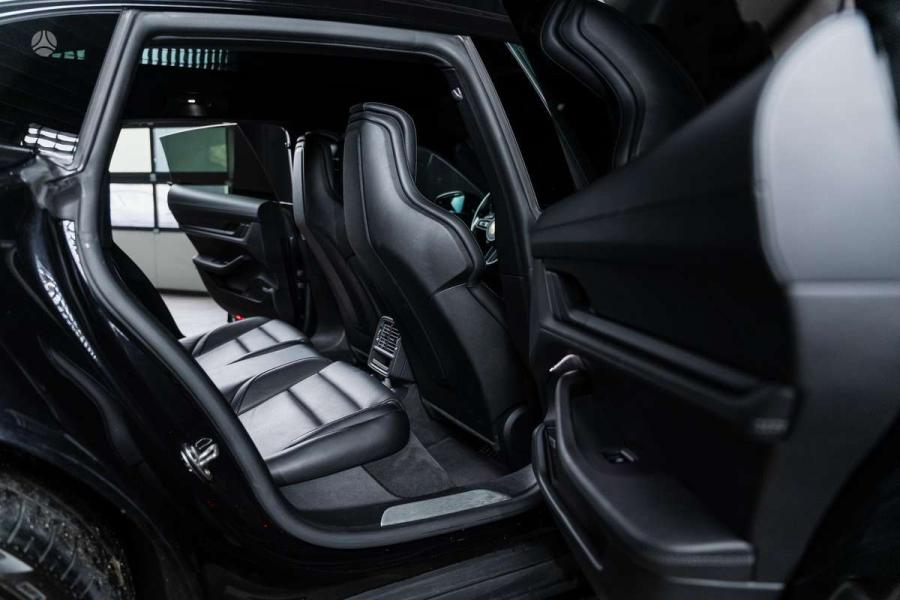 Melns Porsche Taycan 2021 Viļņa, ar dzinēja tilpumu 0.00 L un nobraukumu 84 tūkst. km par 64999 €, foto 32 vietnē AUTOMOTO.COM.LV