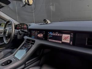 Melns Porsche Taycan 2022 Jelgava, ar dzinēja tilpumu 0.00 L un nobraukumu 88 tūkst. km par 68700 €, foto 20 vietnē AUTOMOTO.COM.LV