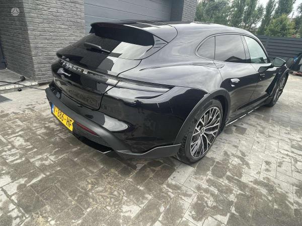 Melns Porsche Taycan 2022 Kauņa, ar dzinēja tilpumu 0.00 L un nobraukumu 66 tūkst. km par 56500 €, foto 8 vietnē AUTOMOTO.COM.LV