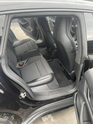 Black Porsche Taycan 2022 in Kaunas, with an engine capacity of 0.00 L and mileage of 66 thousand km for 56500 €, photo 15 on AUTOMOTO.COM.LV