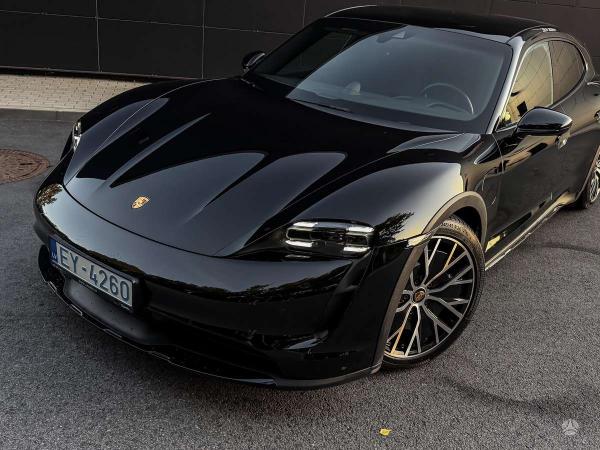Black Porsche Taycan 2022 in Siauliai, with an engine capacity of 0.00 L and mileage of 74 thousand km for 67900 €, photo 7 on AUTOMOTO.COM.LV