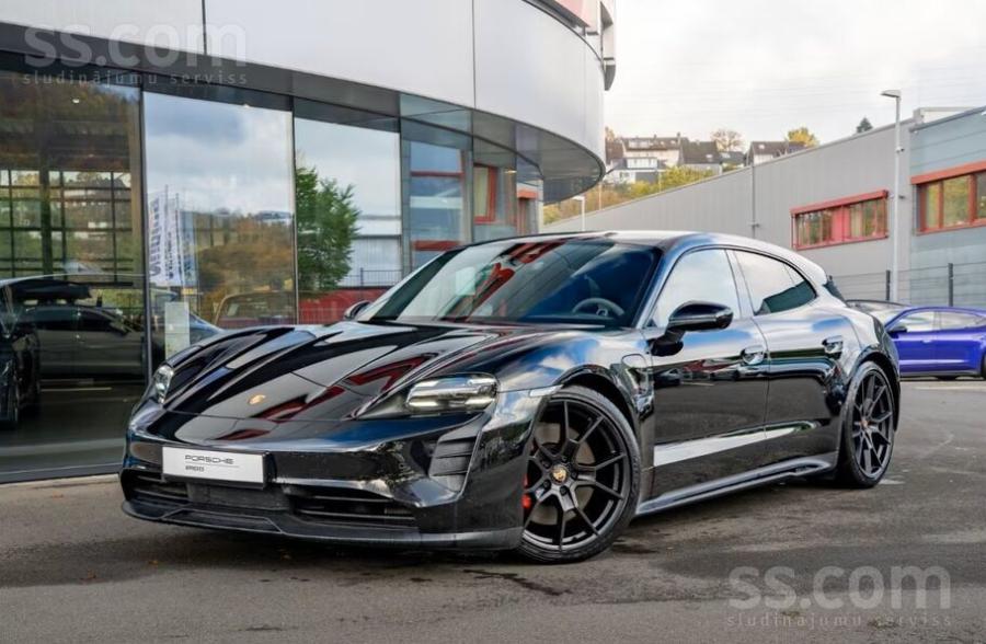 Melns Porsche Taycan 2023 Tukums, ar dzinēja tilpumu 0.00 L un nobraukumu 45 tūkst. km par 79990 €, foto 1 vietnē AUTOMOTO.COM.LV